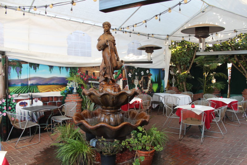 img_7440 - Hank's Italian Restaurant